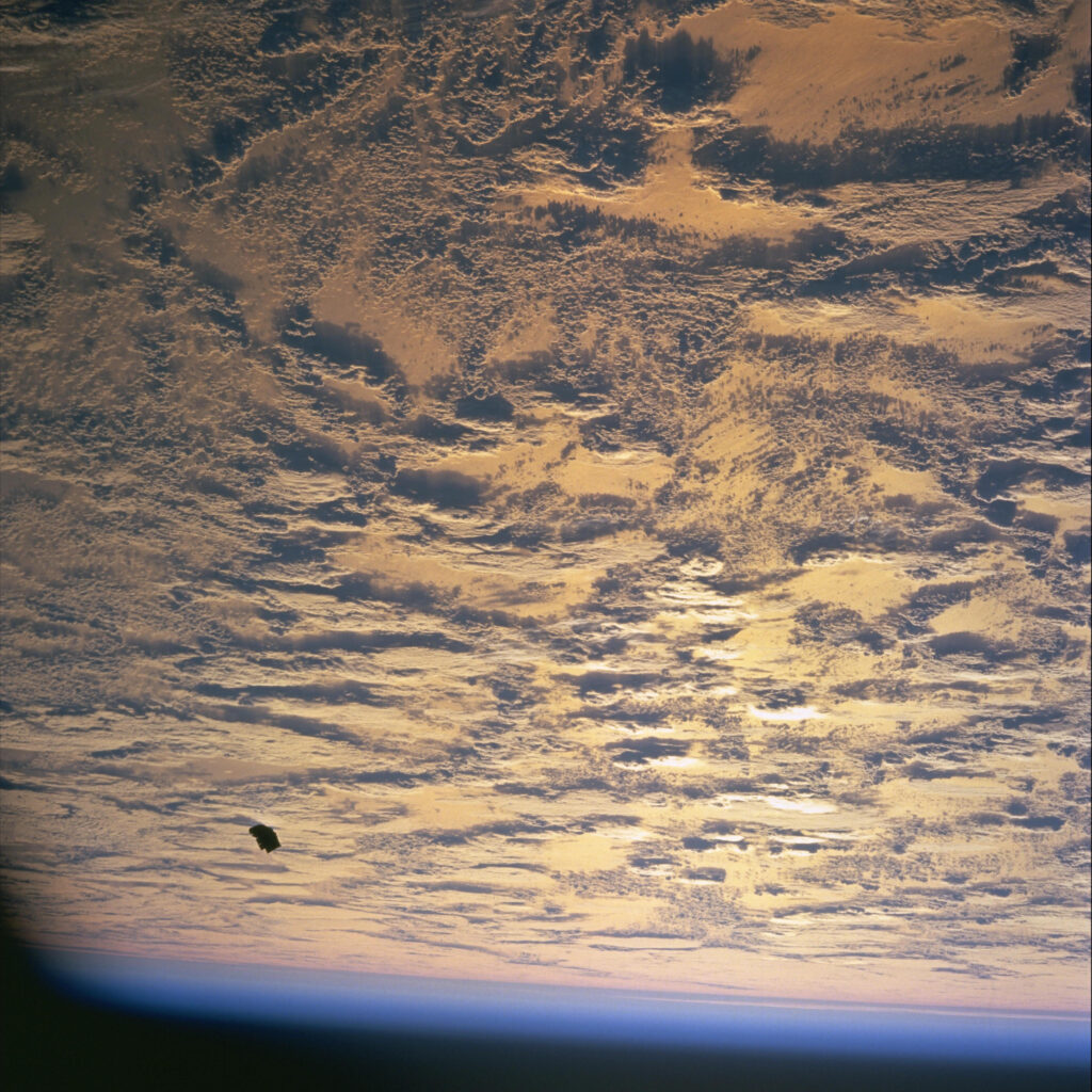 Black Knight Satellite? Mysterious craft looking object in NASA photo ...